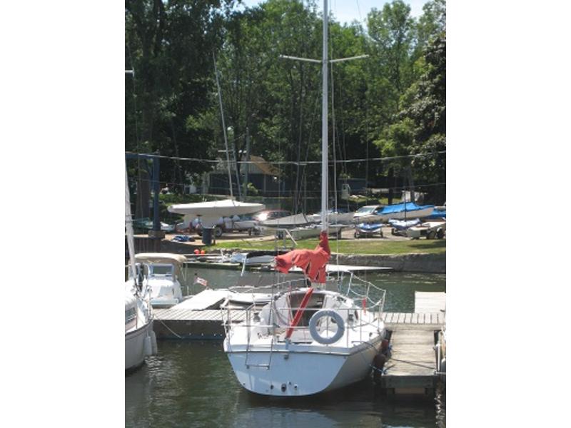 1985-laser-28-sailboat-for-sale-in-outside-united-states