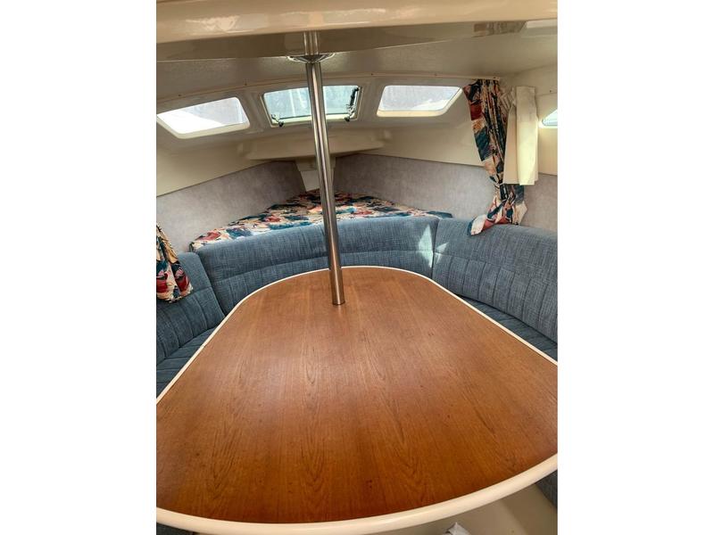 1996 Hunter 260 sailboat for sale in Maryland