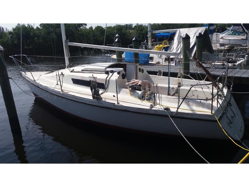 Laser 28 All Specifications Discover Masterpieces Royal Sail Boats