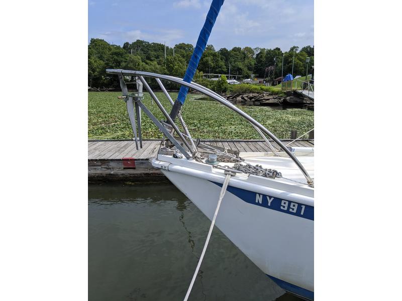 1975 Ericson 27 sailboat for sale in New York