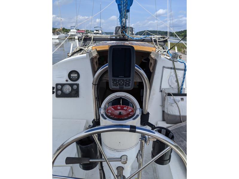 1975 Ericson 27 sailboat for sale in New York